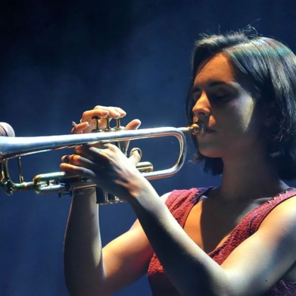 Andrea Motis | Escena grAn - Compra entrades de teatre i música a ...